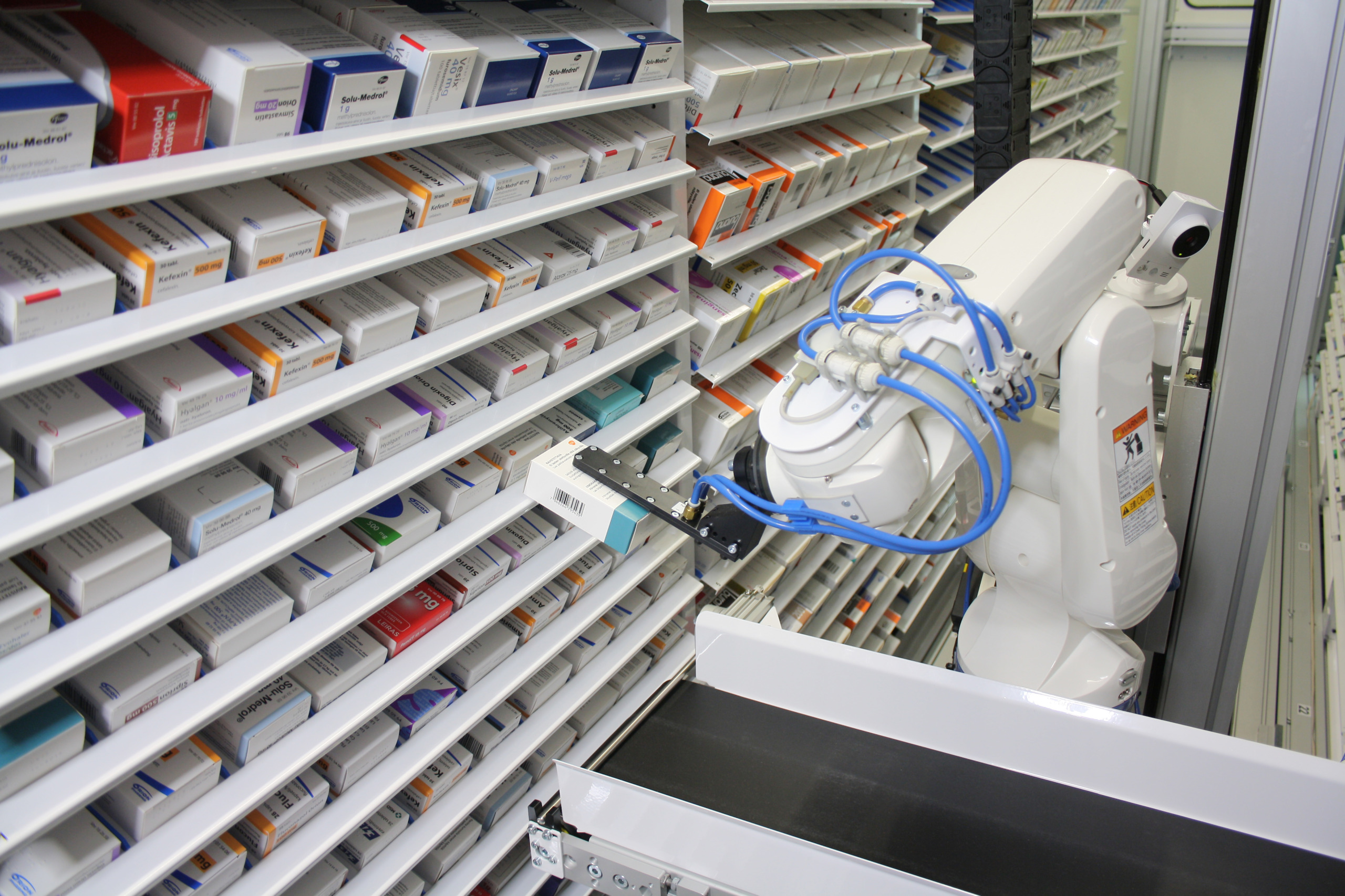 Assistants of the future help deliver medicines to patients quickly and ...